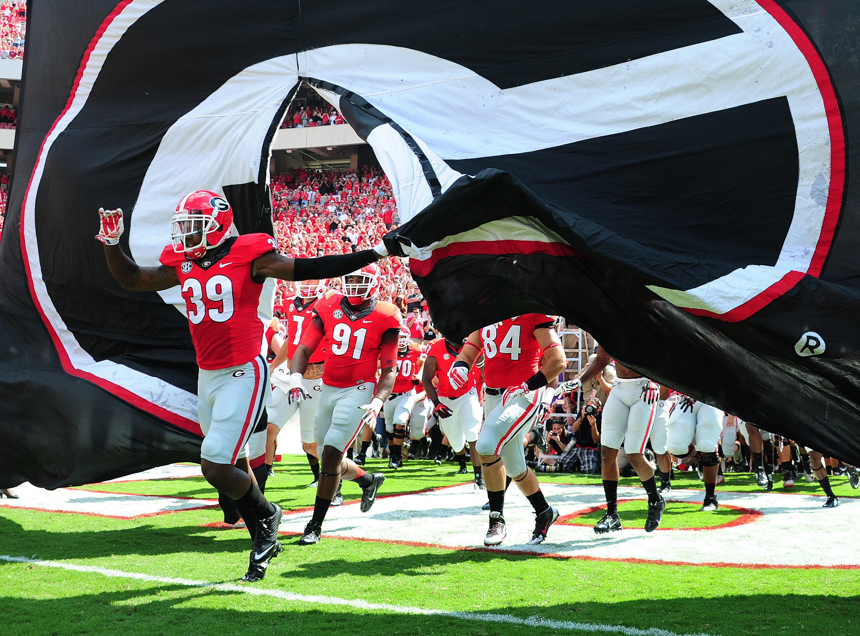 The best photos from the Troy-Georgia game | Fanbuzz