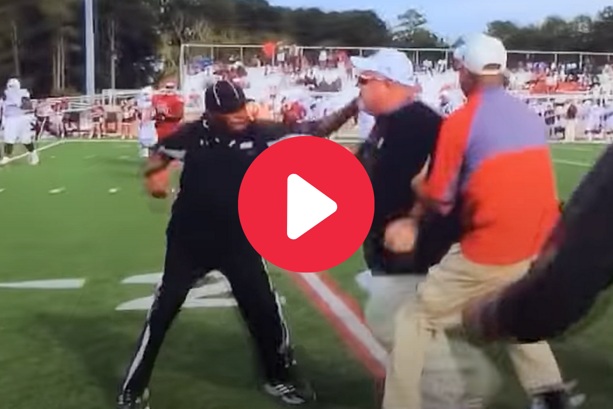 Ref Punched "Last Chance U" Coach During Game & Both Got Ejected - FanBuzz