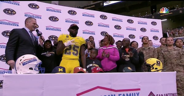 Nation's No. 8 RB Eno Benjamin spurns Texas with this commitment - FanBuzz