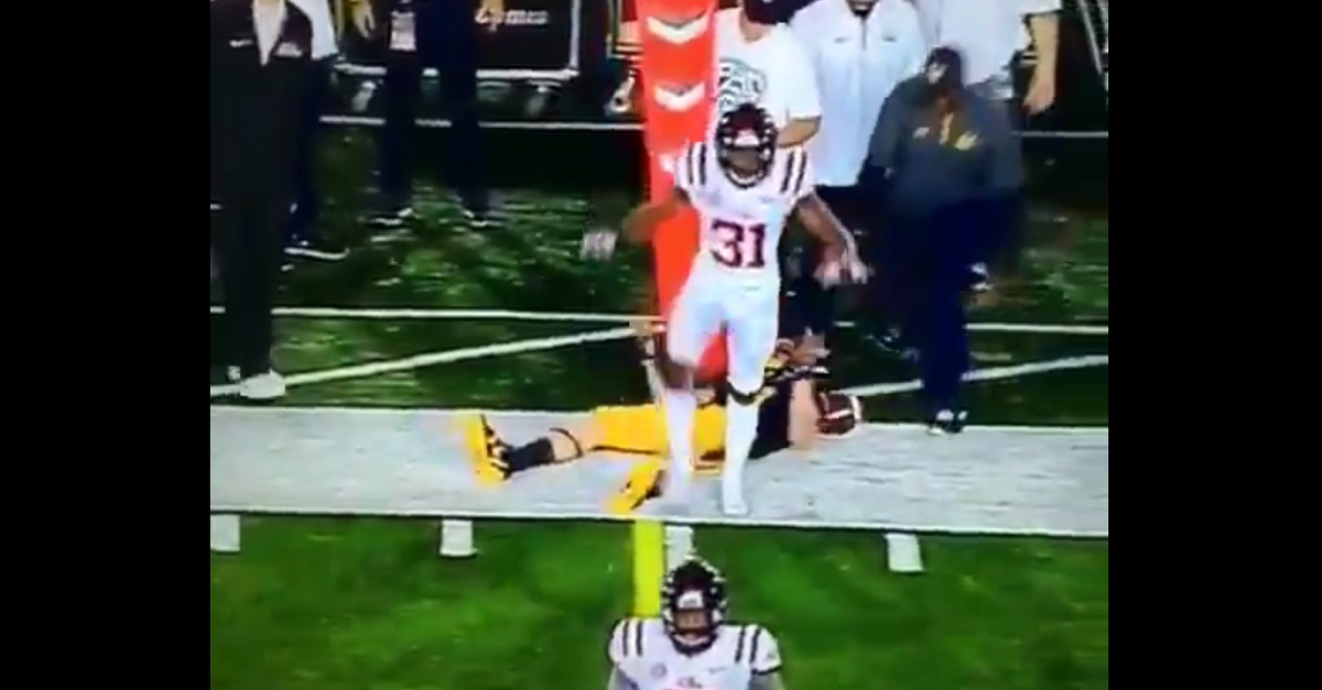 Pac-12 player gives us flop of the year candidate - FanBuzz