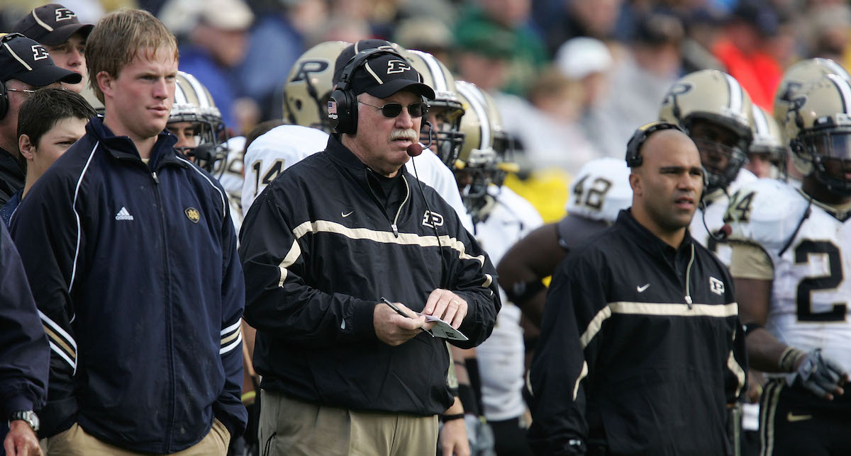 Former Big Ten Coach of the Year passes away - FanBuzz