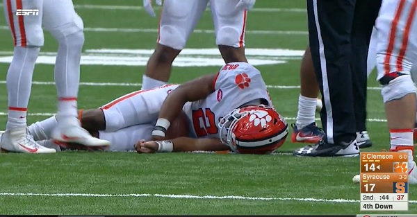 Clemson QB Kelly Bryant horrifyingly laid motionless on the field after ...