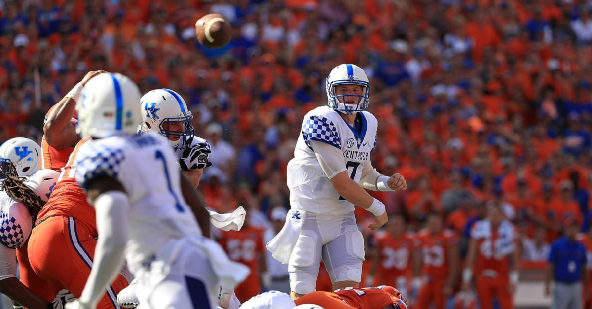 Former SEC starter makes stunning decision on his potential transfer ...