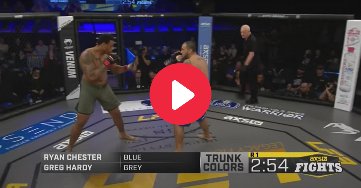 Greg Hardy's 14-Second KO Kept Unbeaten MMA Streak Alive - FanBuzz
