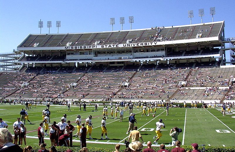 This Ultimate SEC Road Trip Maps Out 3,500 Miles of Iconic Stadiums ...