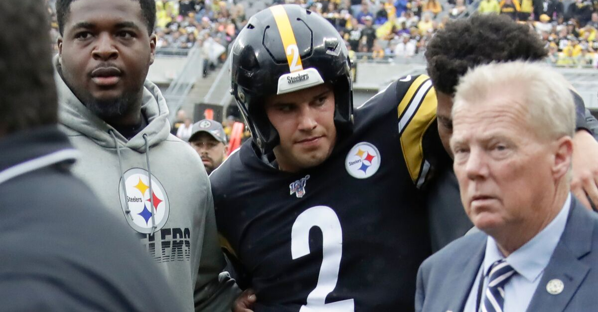 Scary Hit Knocks Steelers QB Out Cold With Concussion - FanBuzz