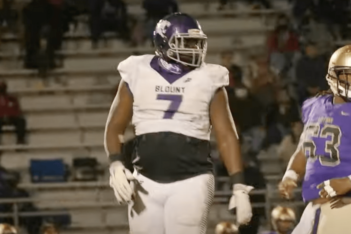 Meet Auburn's Newest 320-Pound Defensive Wrecking Ball - FanBuzz
