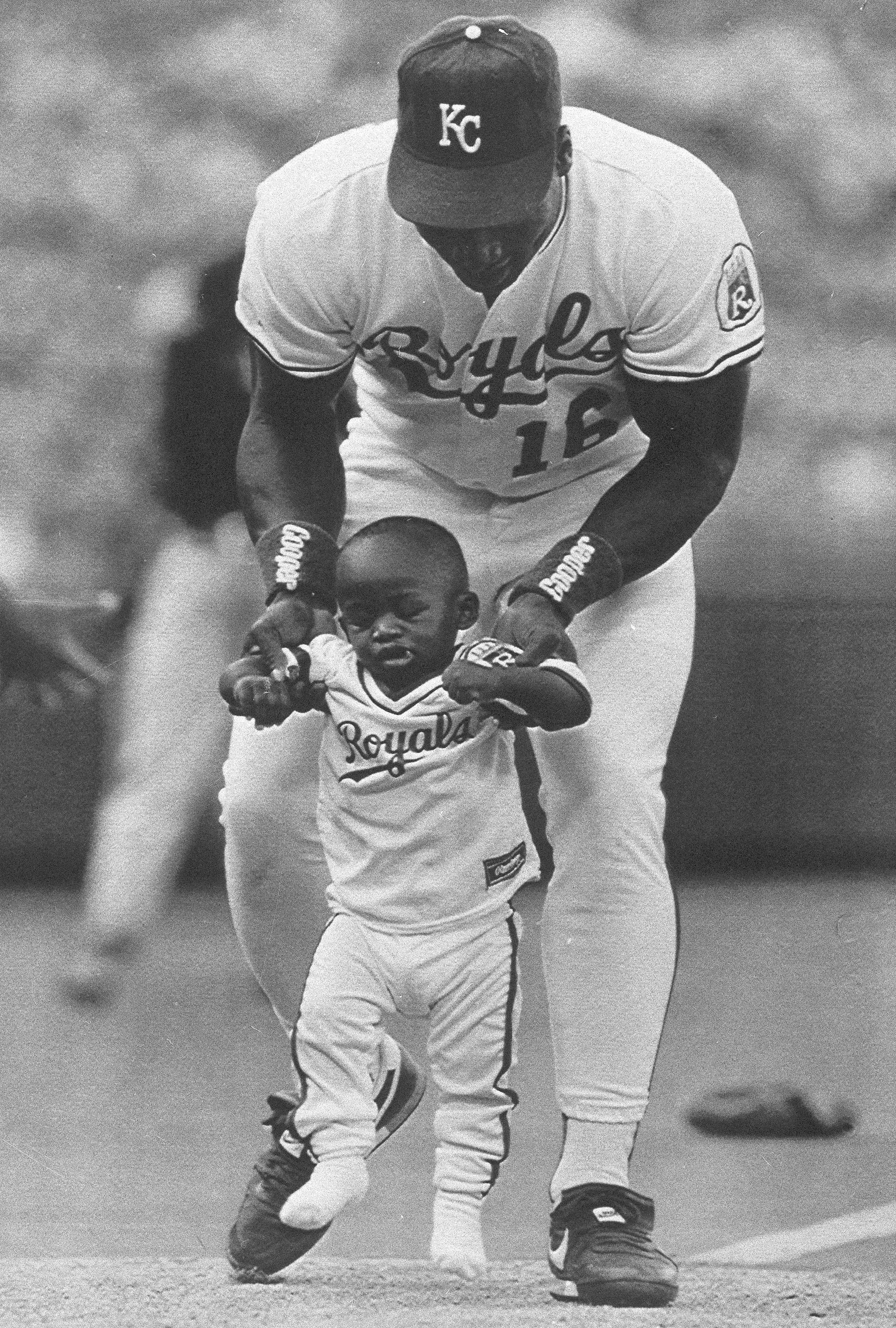 Bo Jackson & His Wife Have Been Together For More Than 30 Years - FanBuzz