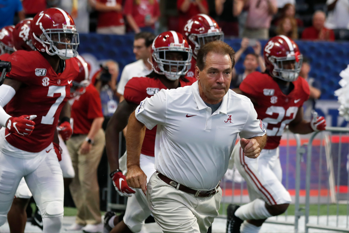 Alabama's 2021 Schedule Has CFP Title Run Written All Over It - FanBuzz
