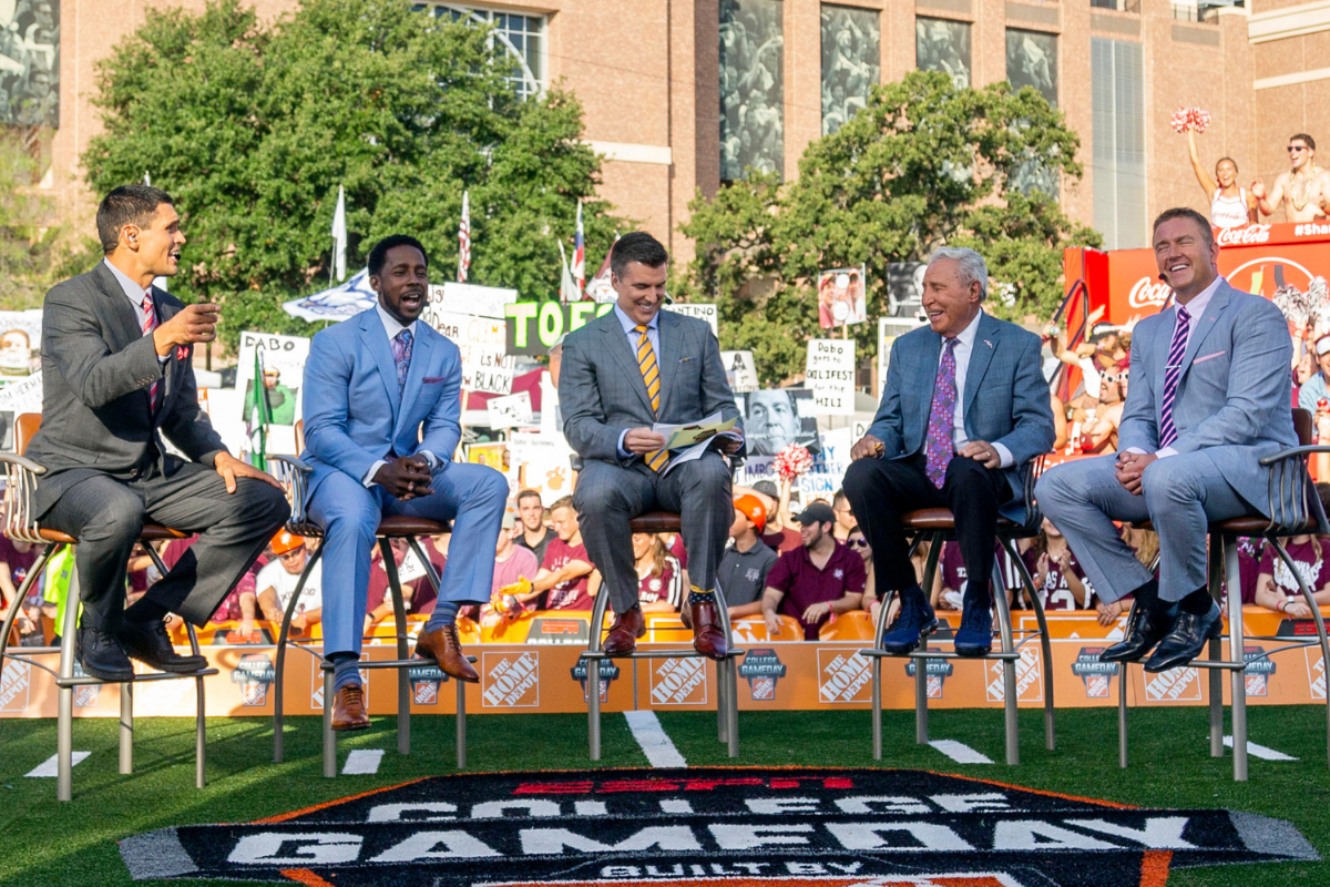College GameDay's Virtual Fans Have Arrived. Here's How to Become One ...