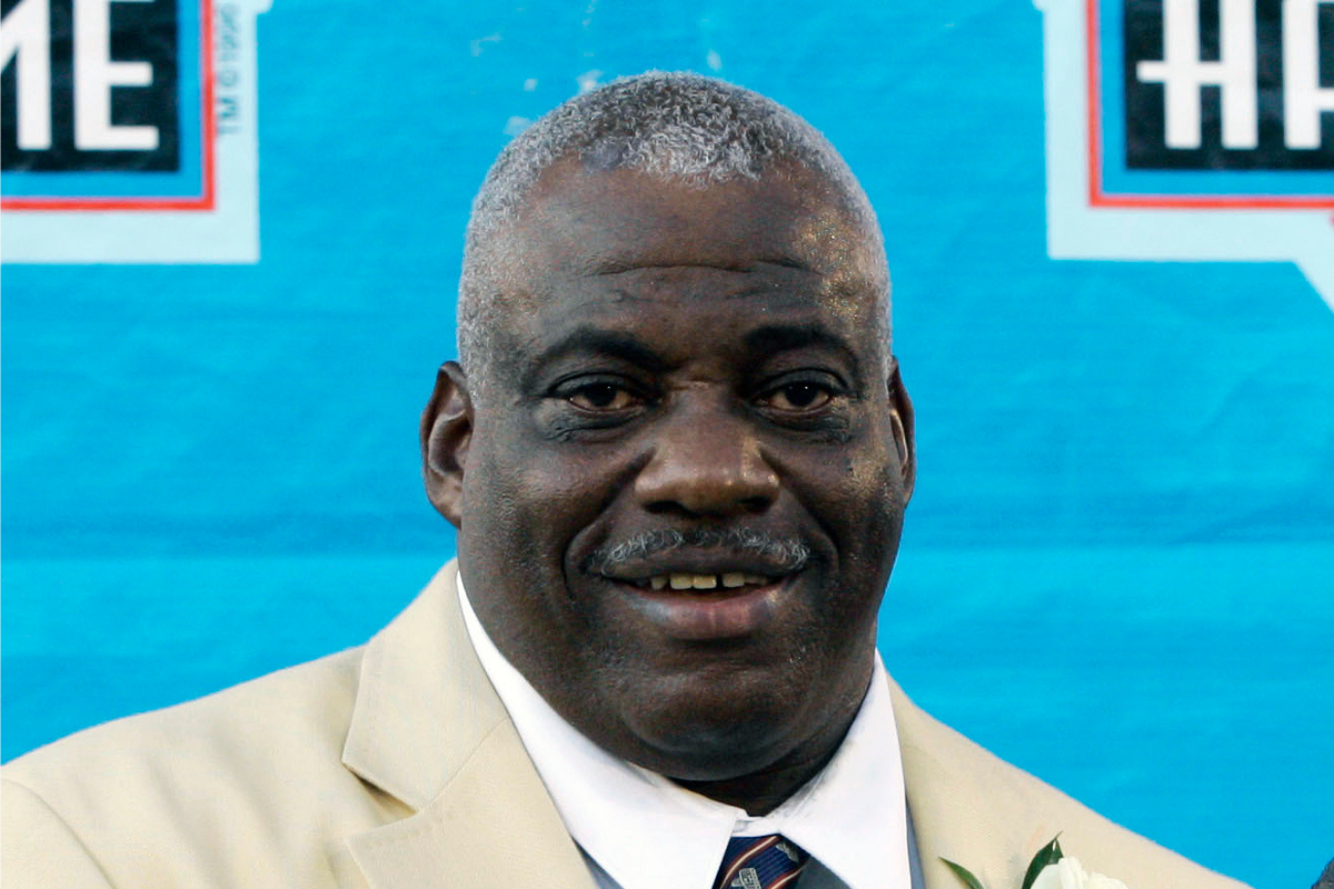 Fred Dean, Hall of Fame Pass Rusher, Dead at 68 - FanBuzz