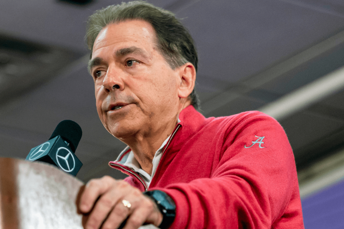 Nick Saban’s Daughter Blasts Critics After Dad's Jaylen Waddle Injury ...