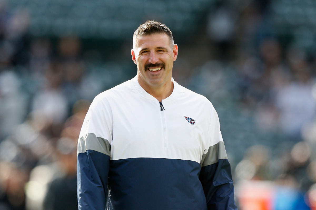 Mike Vrabel's Wife is a Former College Volleyball Player - FanBuzz