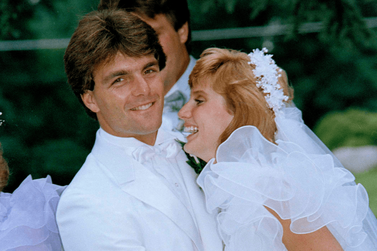 Doug Flutie Married His High School Sweetheart - FanBuzz