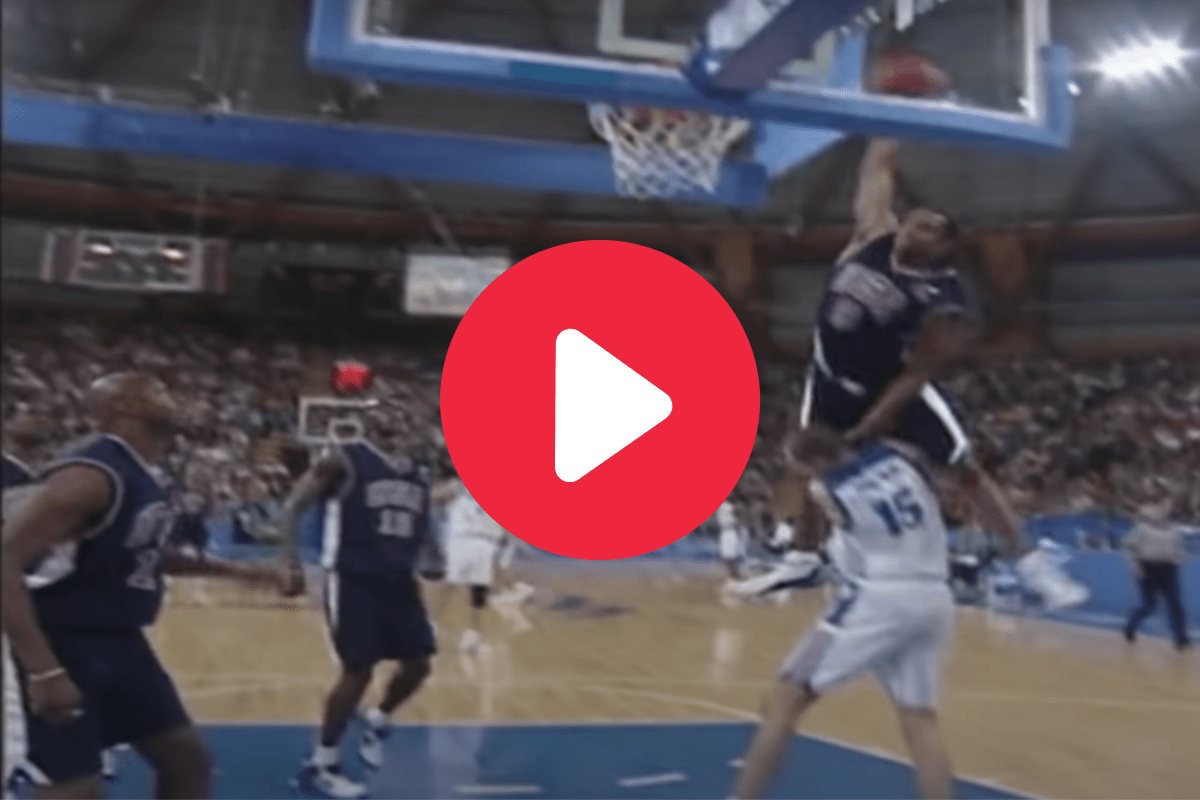 Vince Carter’s “Dunk of Death” Over a 7-Footer Became Olympic Glory ...