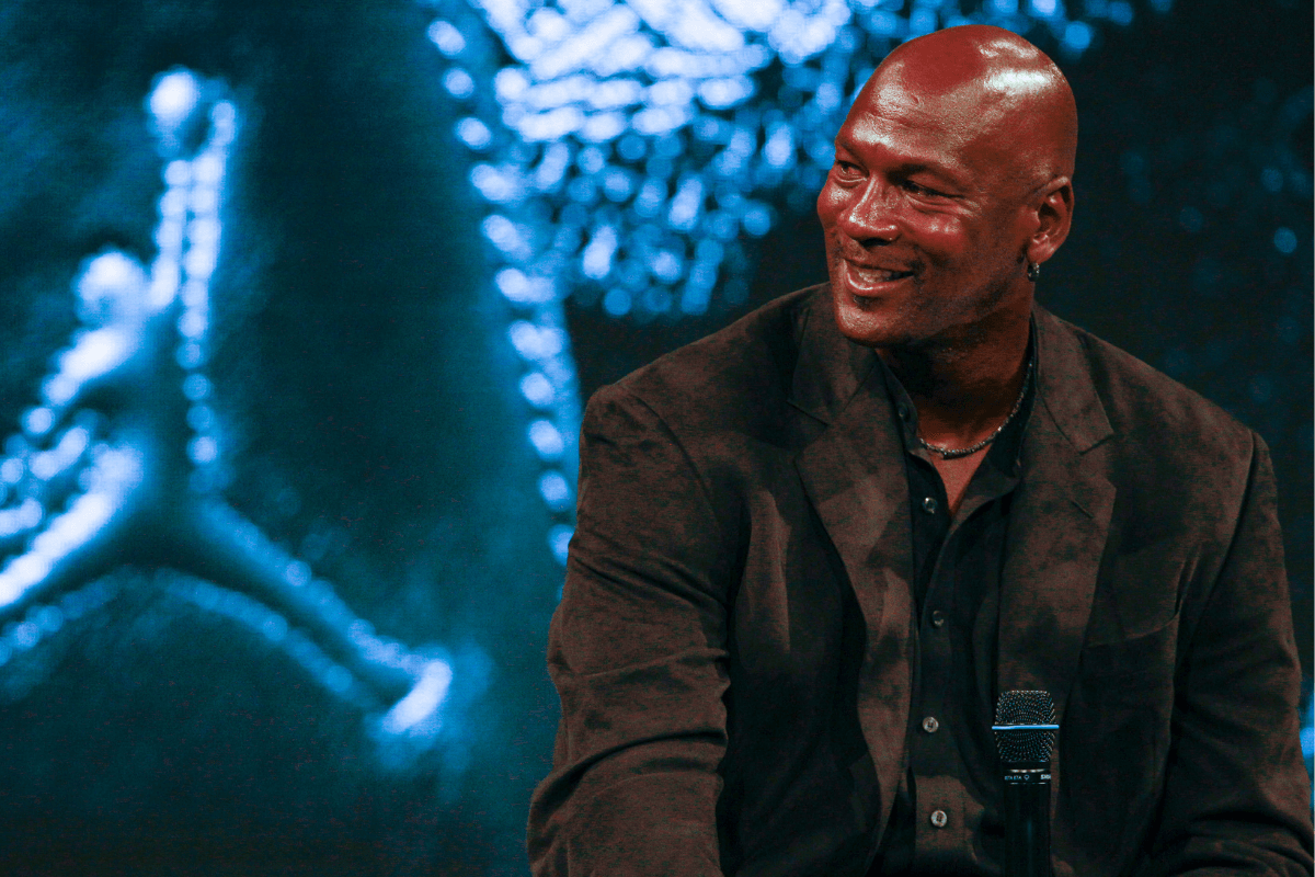 Michael Jordan's Net Worth Makes "His Airness" the Richest Athlete of ...