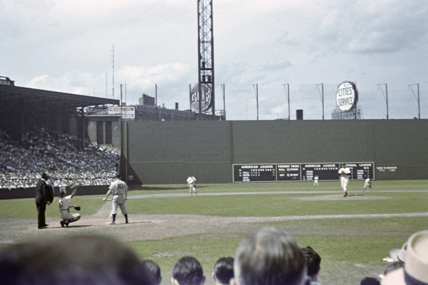 The Fascinating History (& Secrets) of Fenway Park's Iconic "Green ...