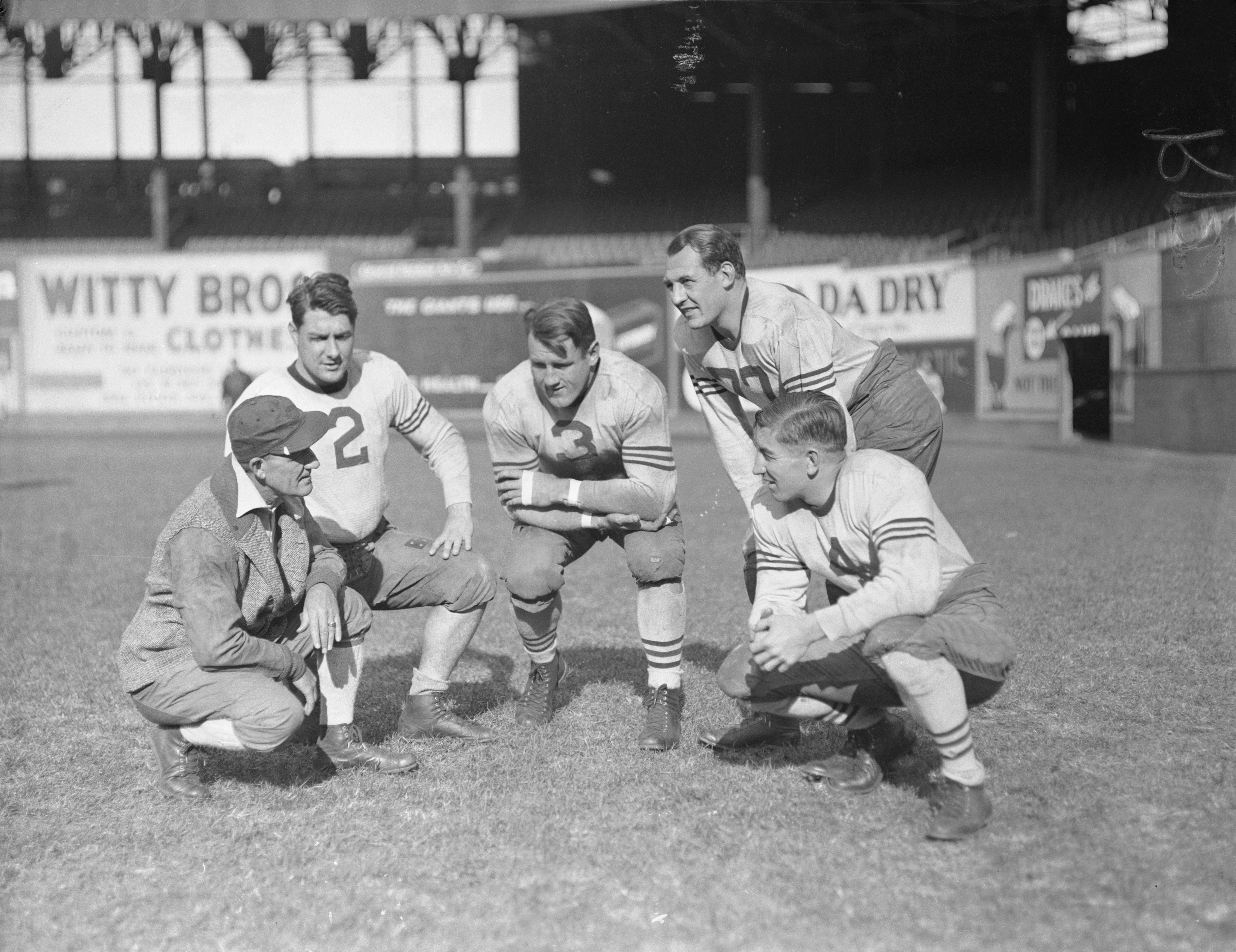 The 10 Weirdest Moments in NFL History Blew Our Minds - FanBuzz