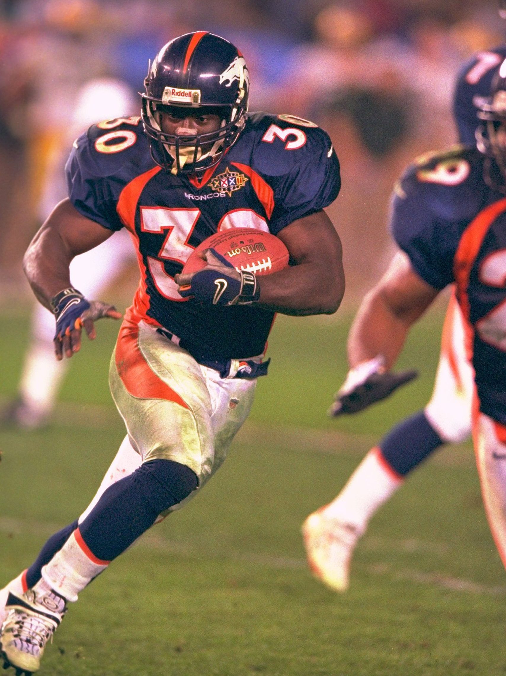 The 14 NFL Draft Steals Who Had Hall of Fame Careers - FanBuzz