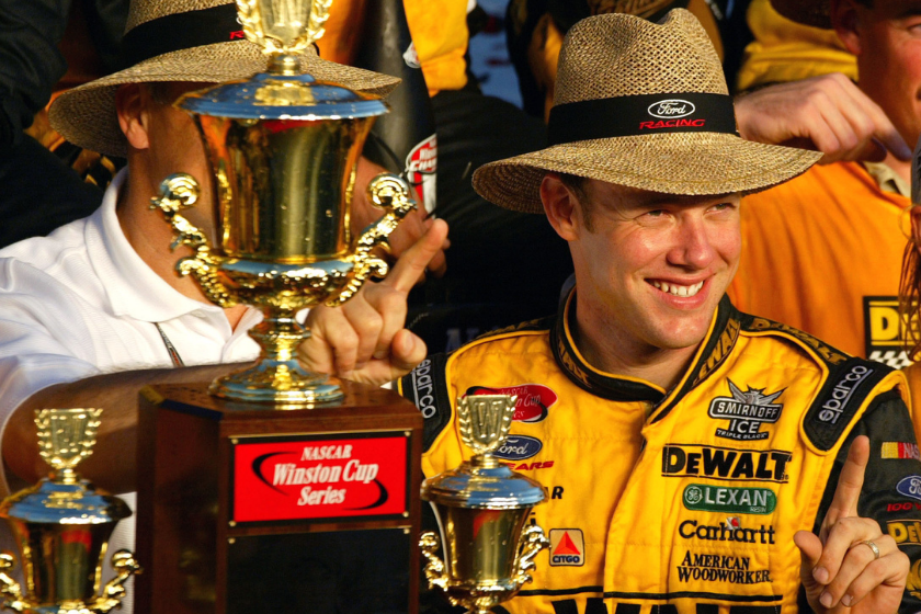 The 10 Best NASCAR Drivers of the 2000s Crushed the Competition - FanBuzz