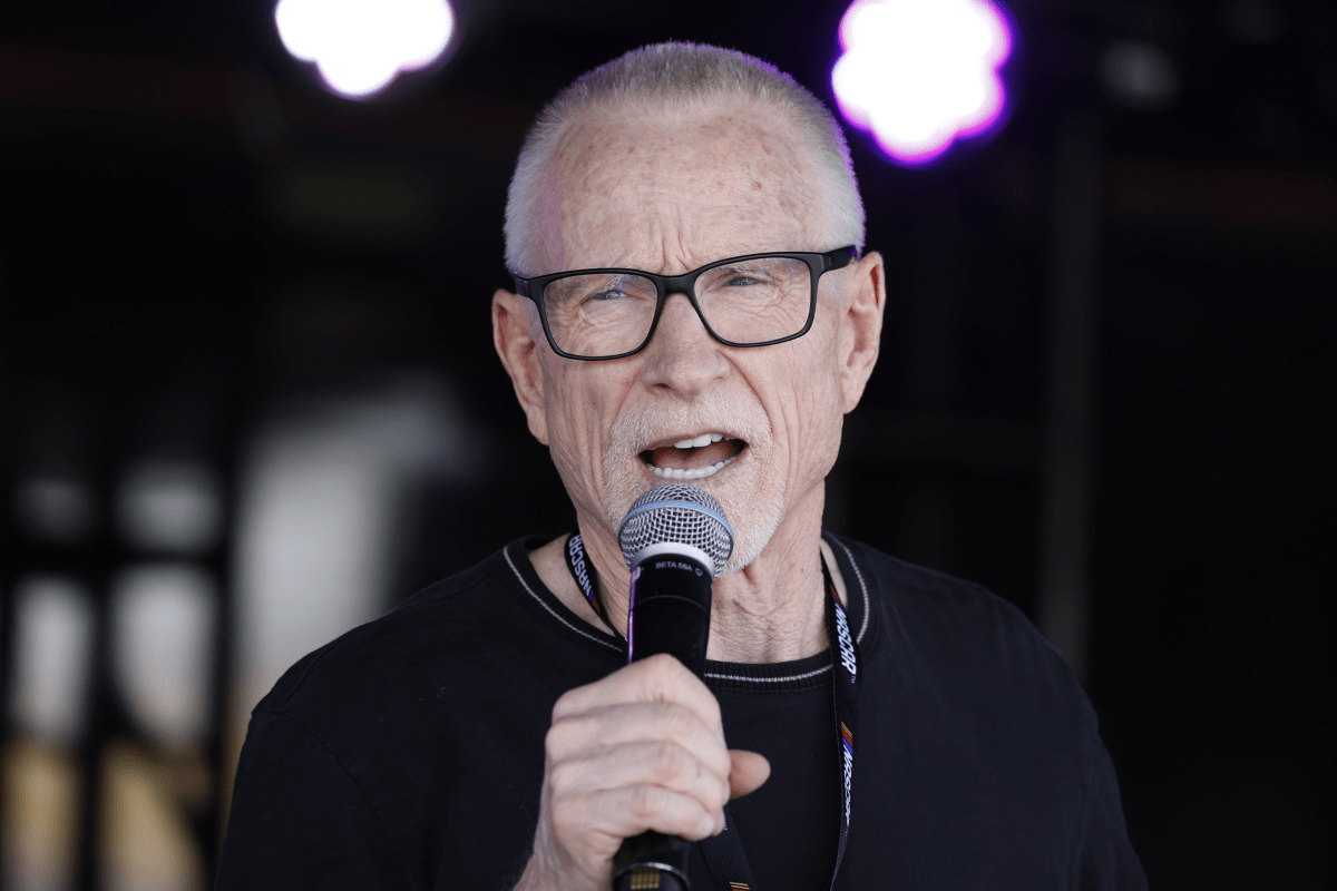 Mark Martin Once Felt That He Didn't Belong in the NASCAR Hall of Fame ...