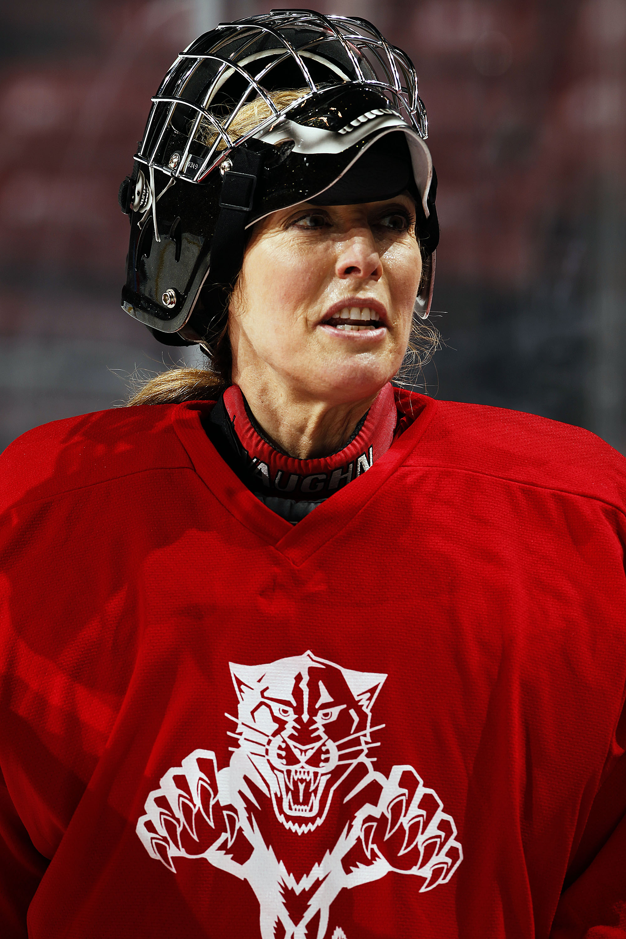 Linda Cohn's Trailblazing ESPN Career Began on the Ice Rink - FanBuzz
