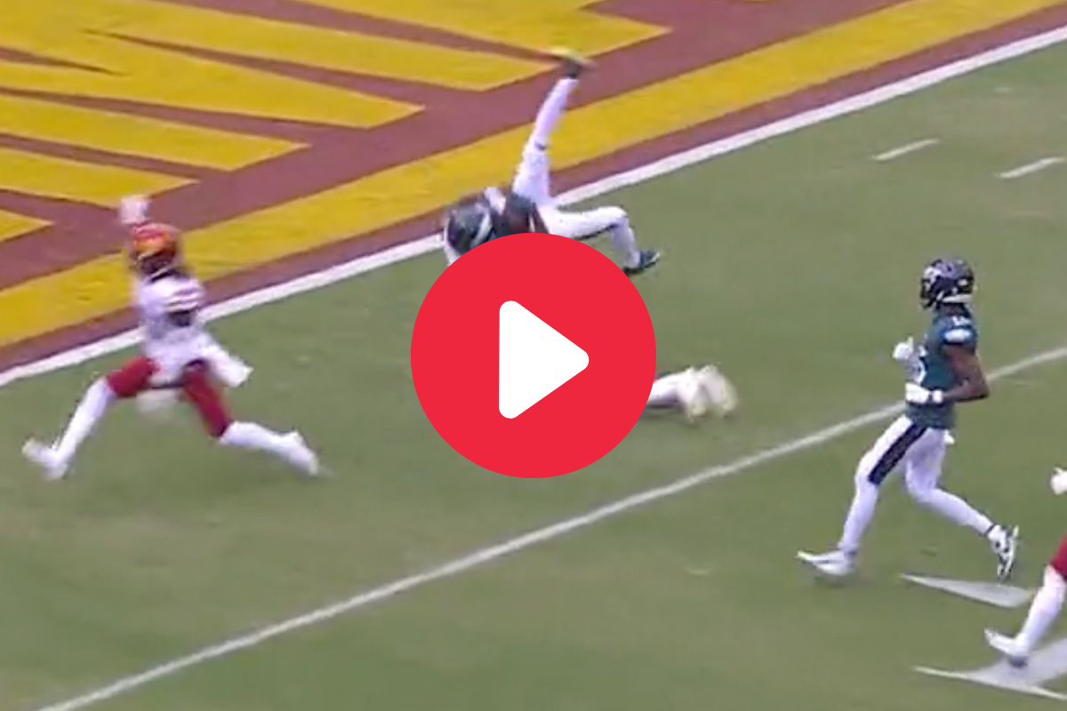 Fly, Devonta, Fly: Eagles WR Goes Airborne for Insane Catch