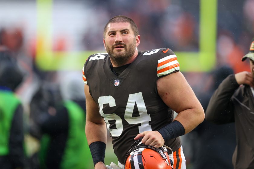 Retired NFL Linemen Share Huge Weight Loss Transformations