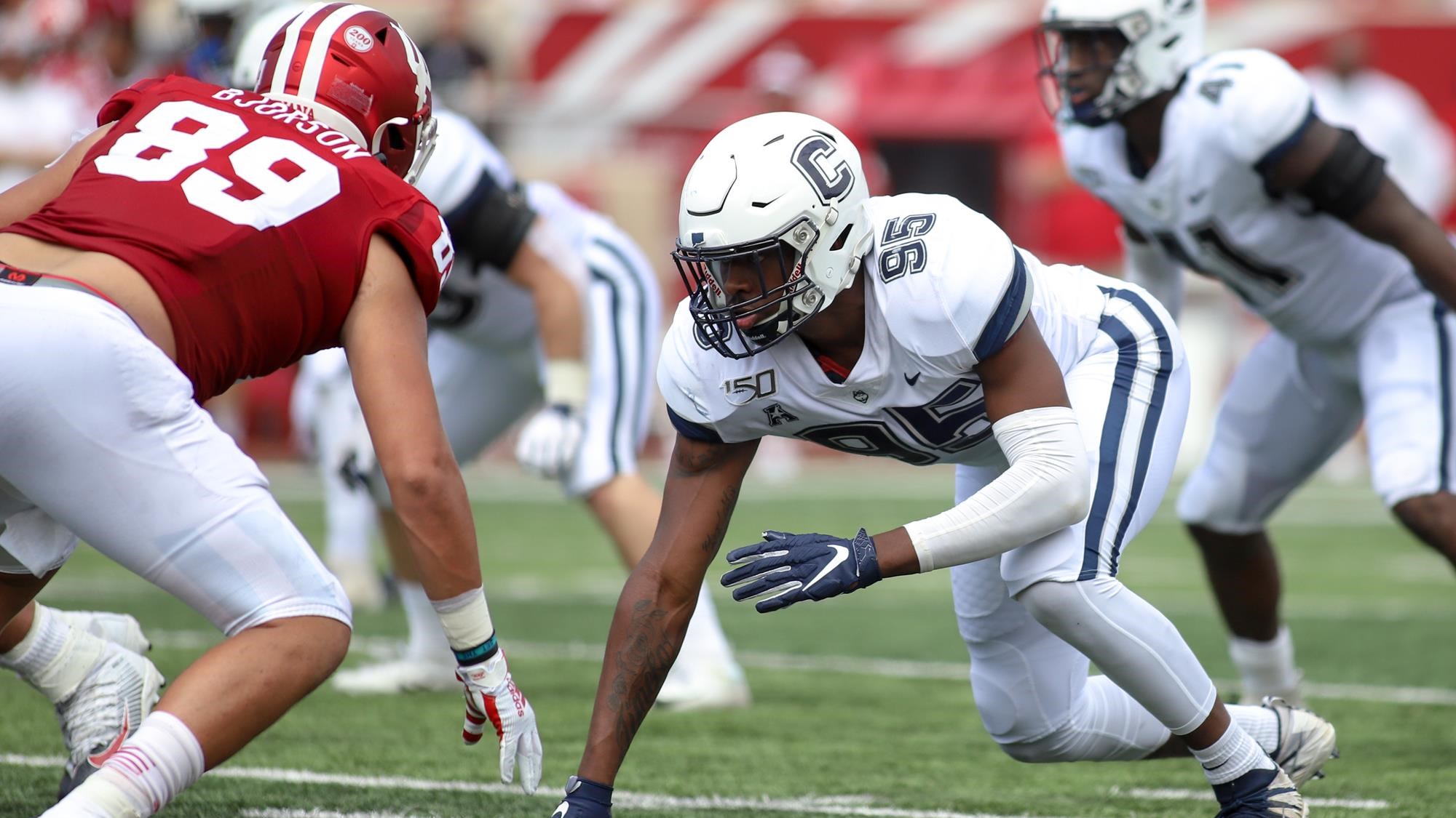 UConn Football Preview: UConn Making A Comeback - FanBuzz