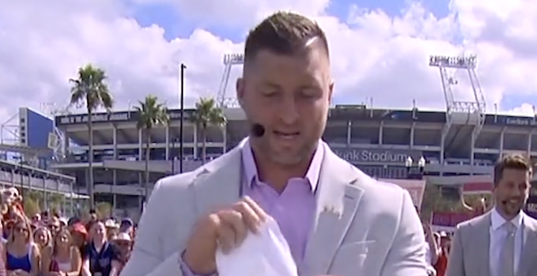 Tim Tebow Breaks His Own Heart With Florida-Georgia Pick