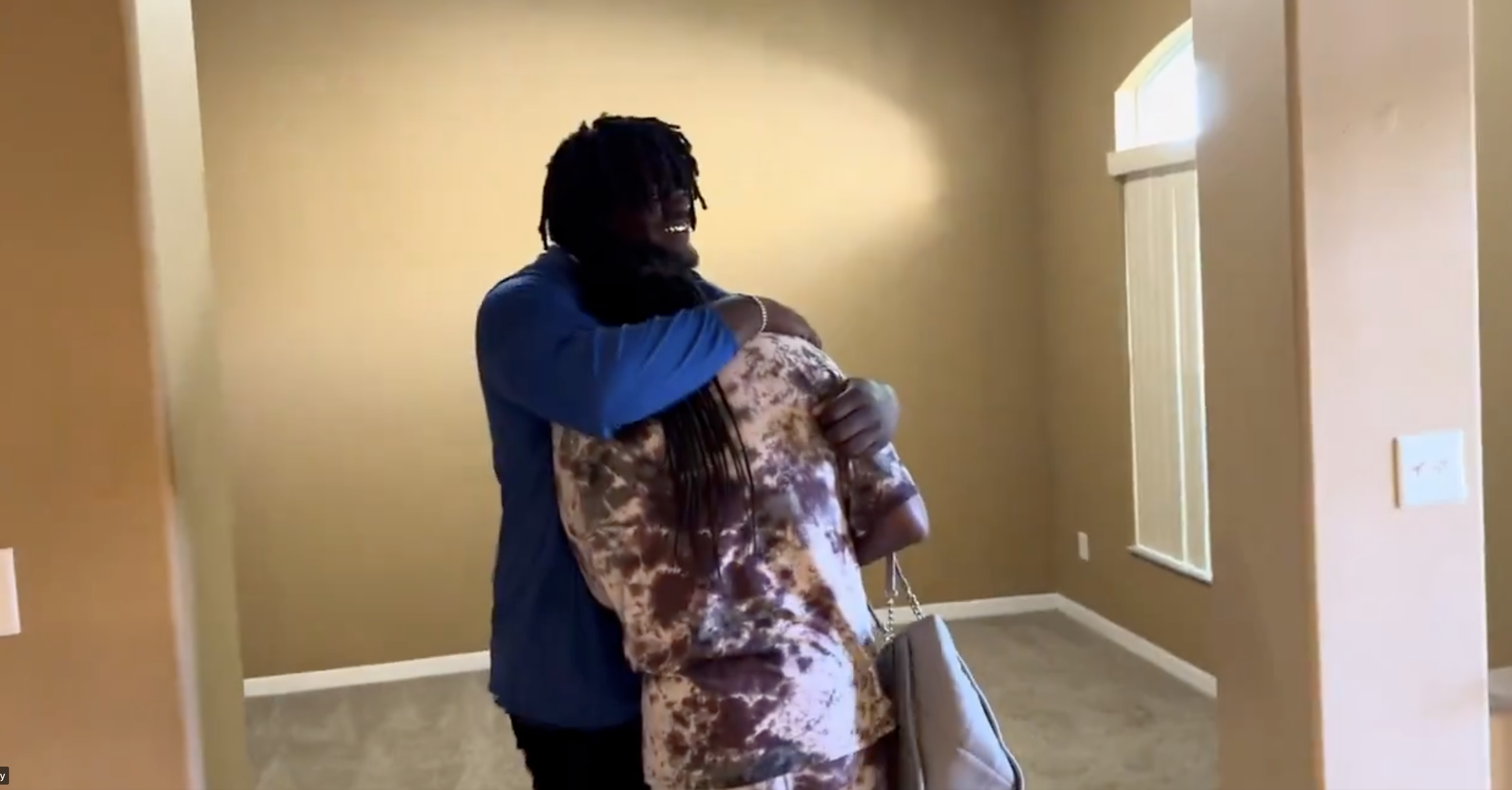 Florida Recruit Uses NIL Money In Most Wholesome Way Possible