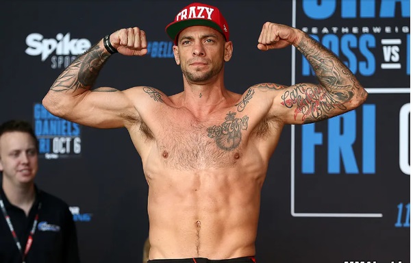 MMA Fighter Joe Schilling Knocked Out Random Guy At Bar And Got Away ...