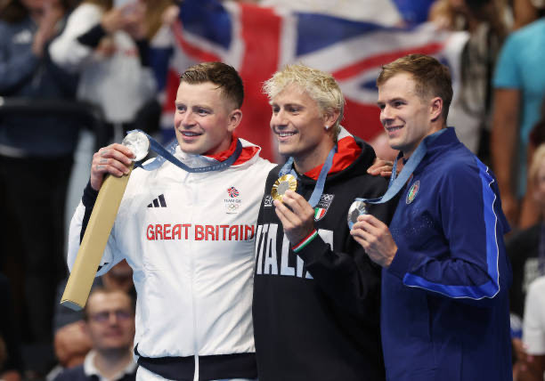 Dutch Olympian Arno Kamminga Goes Viral For His Swimming Trunks: 'Is ...