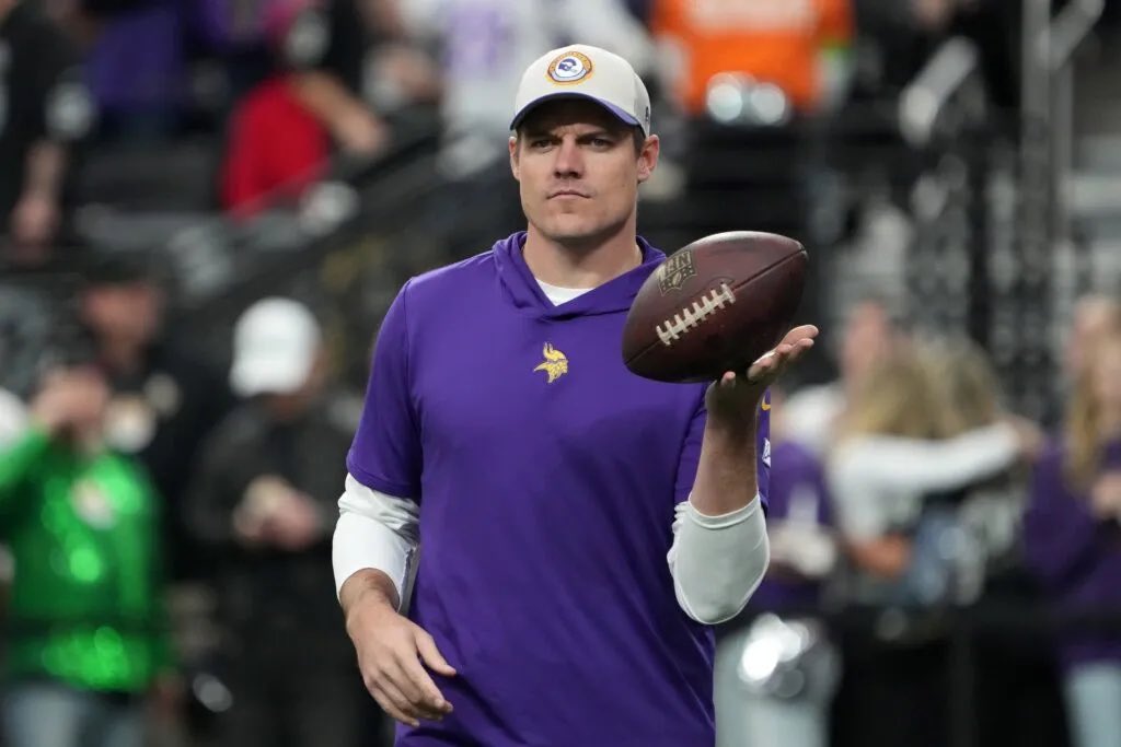 Shannon Sharpe Doesn’t Want Vikings To Re-Sign QB Sam Darnold, Despite ...