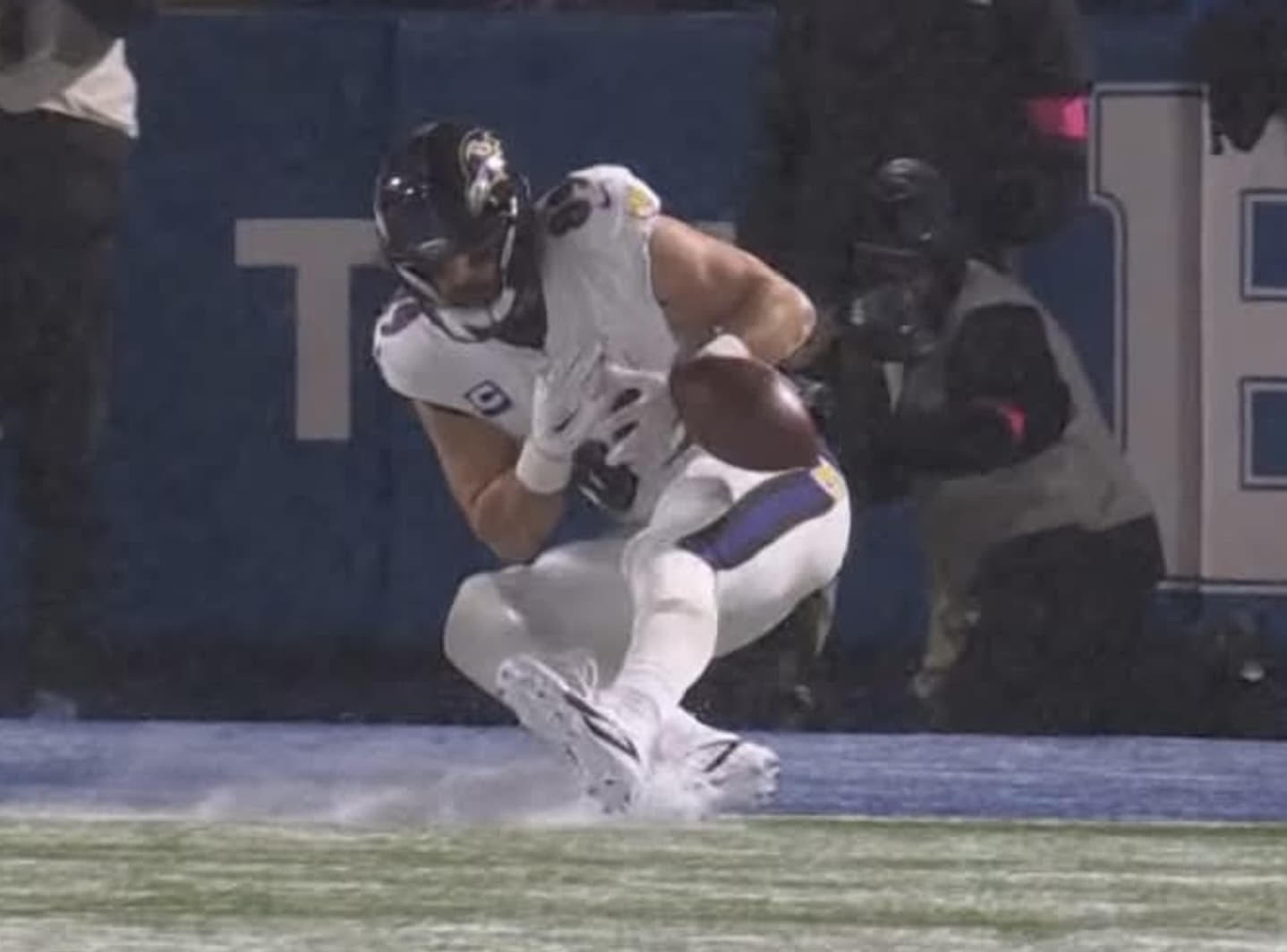 In-Game Mics Pick Up Lamar Jackson’s Dialogue With Mark Andrews After ...