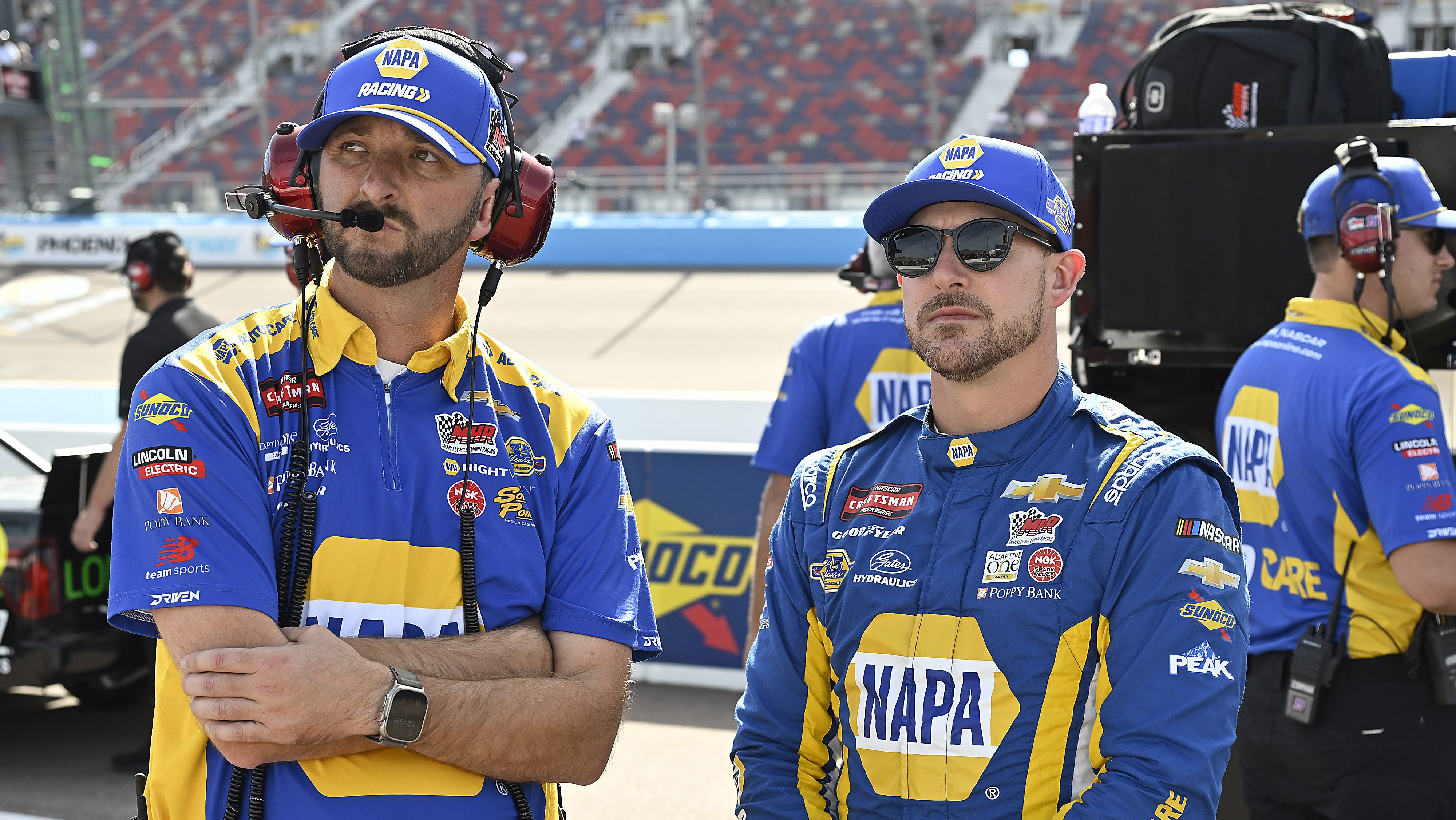 NASCAR teams lock up drivers, sponsors as December continues - FanBuzz