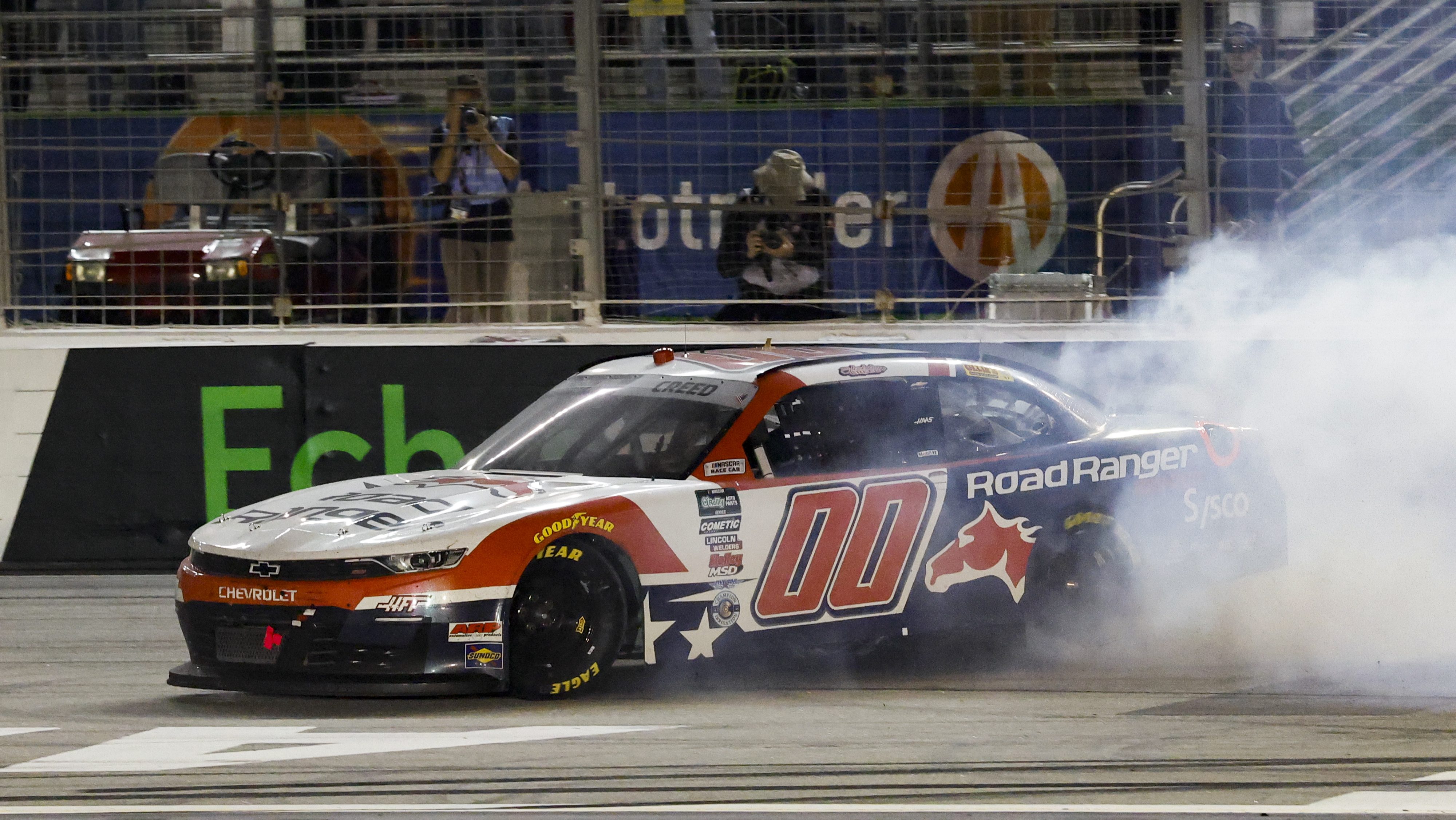 Sheldon Creed breaks through for first career O'Reilly Series win - FanBuzz