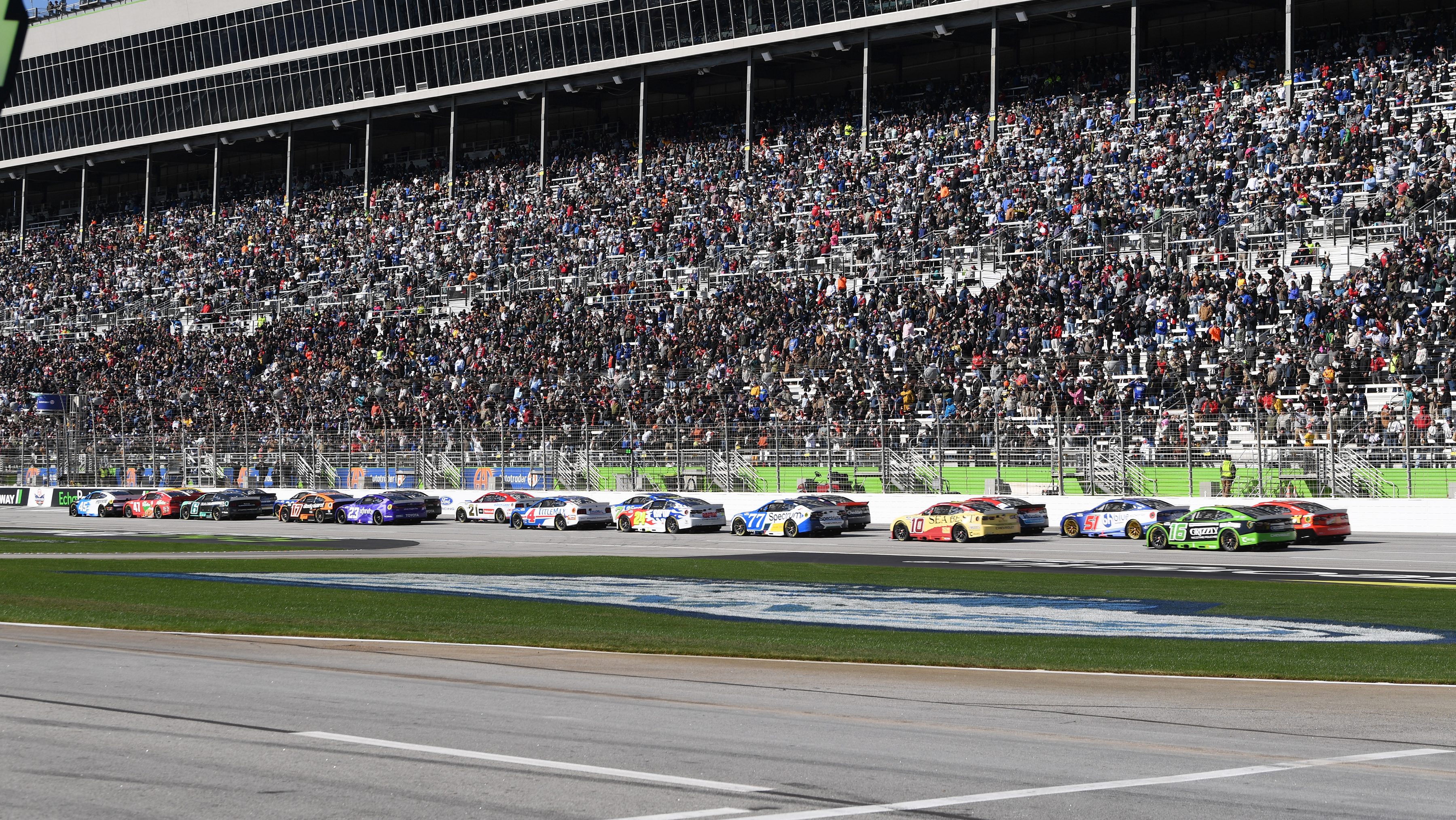 Fox Sports changes approach for airing commercials during Cup races ...