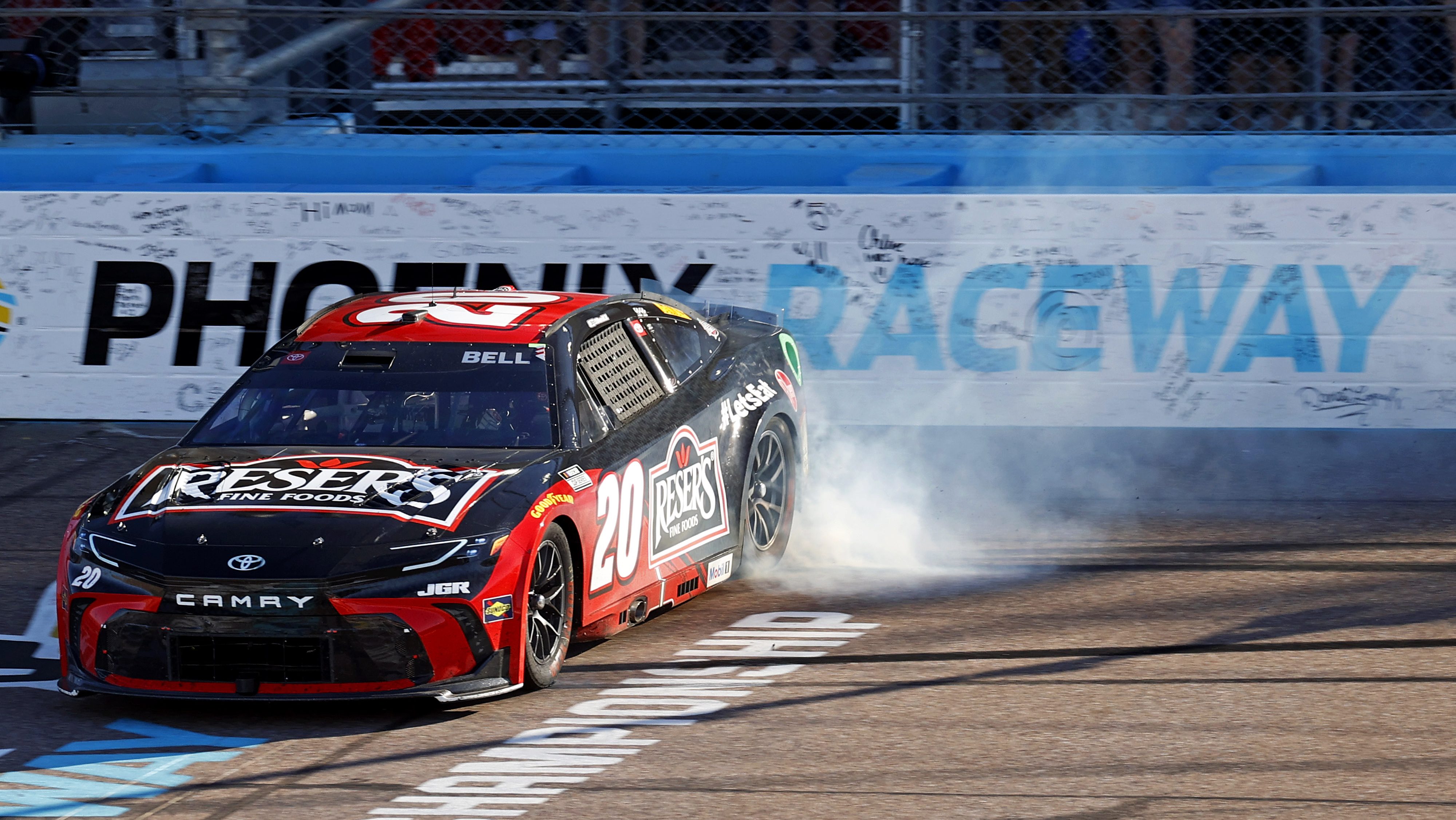 Weekend schedule for NASCAR & IndyCar Phoenix doubleheader - FanBuzz
